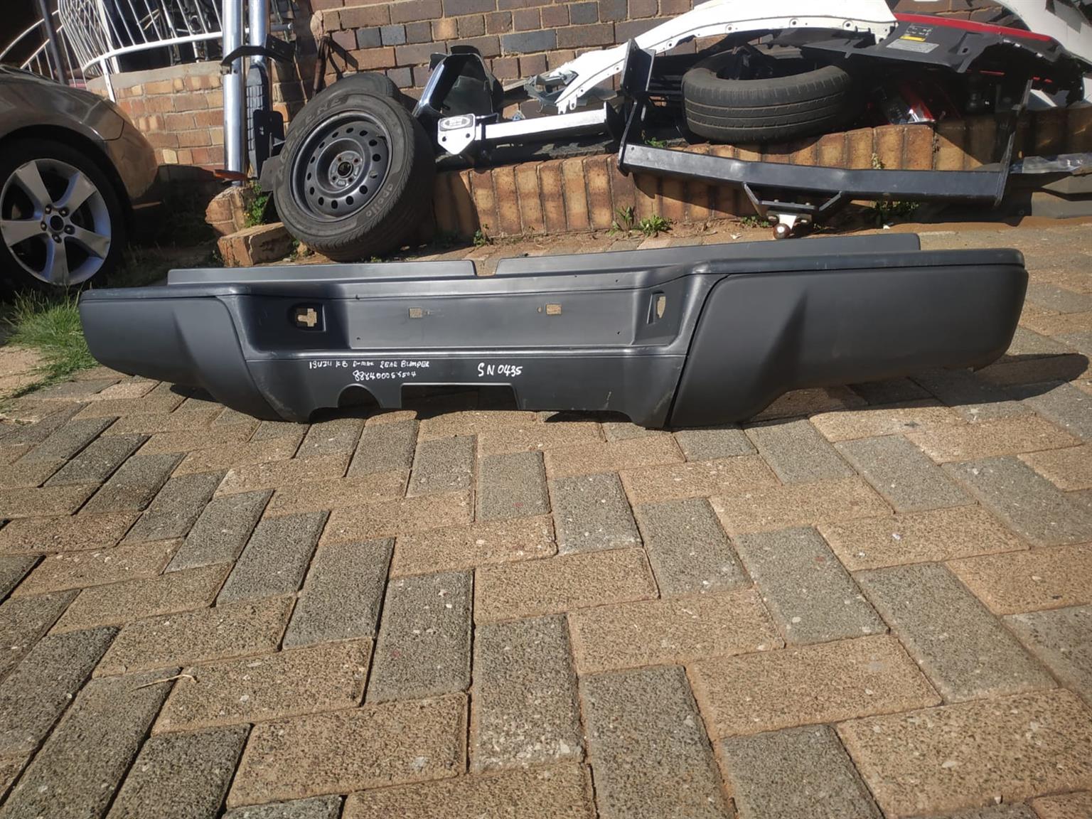 ISUZU KB D-MAX REAR BUMPER / BACK BUMPER FOR SALE | Junk Mail Marketplace