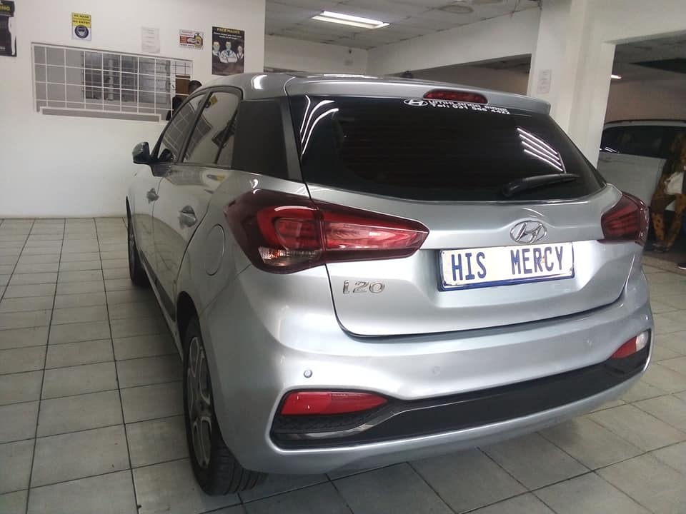 2020 HYUNDAI I-20 FLUID 6 SPEED 1.4 MANUAL | Junk Mail Marketplace