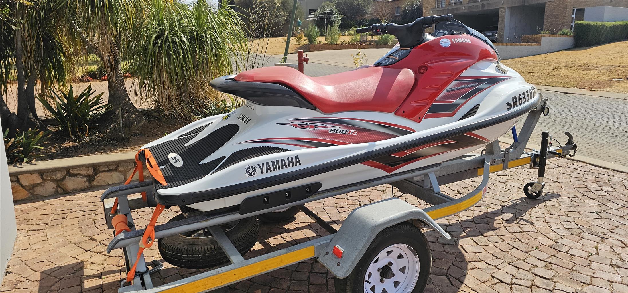 GP800R Yamaha Jetski with only 112hrs | Junk Mail