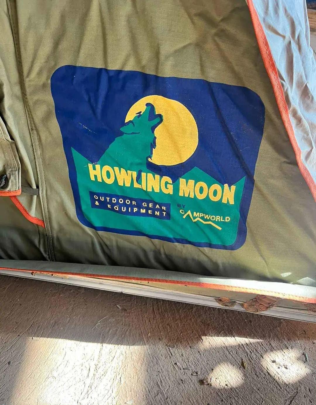 Howling Moon roof top tent | Junk Mail