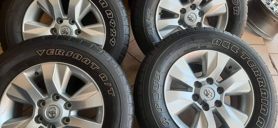 Toyota hilux rims Gd6 original set | Junk Mail Marketplace