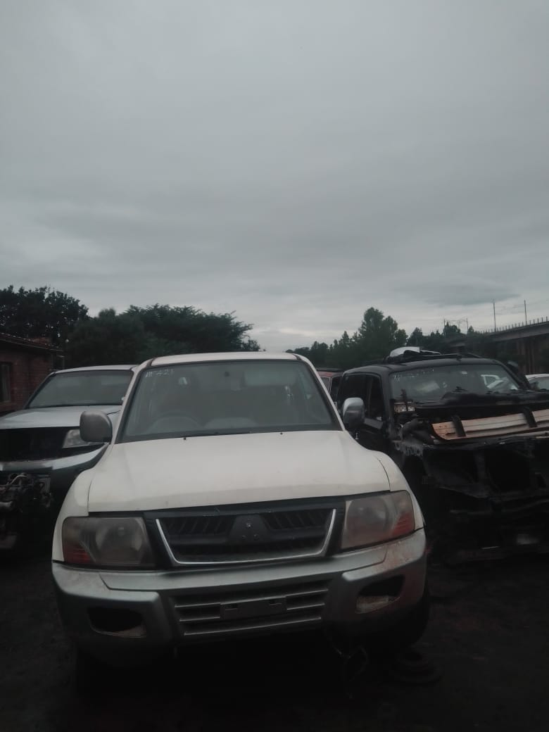 Mitsubishi Pajero 3 2 Ck Did Swb 2001 Model Stripping For Spares Junk