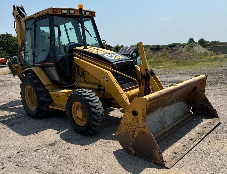 2001 CAT 420D backhoe TLB | Junk Mail