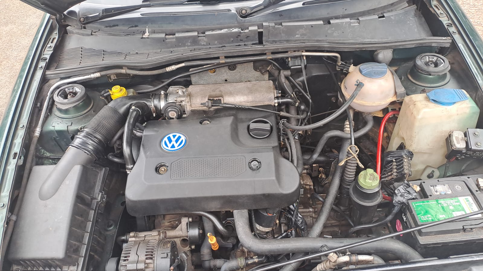 Polo classic 1.6 | Junk Mail Marketplace