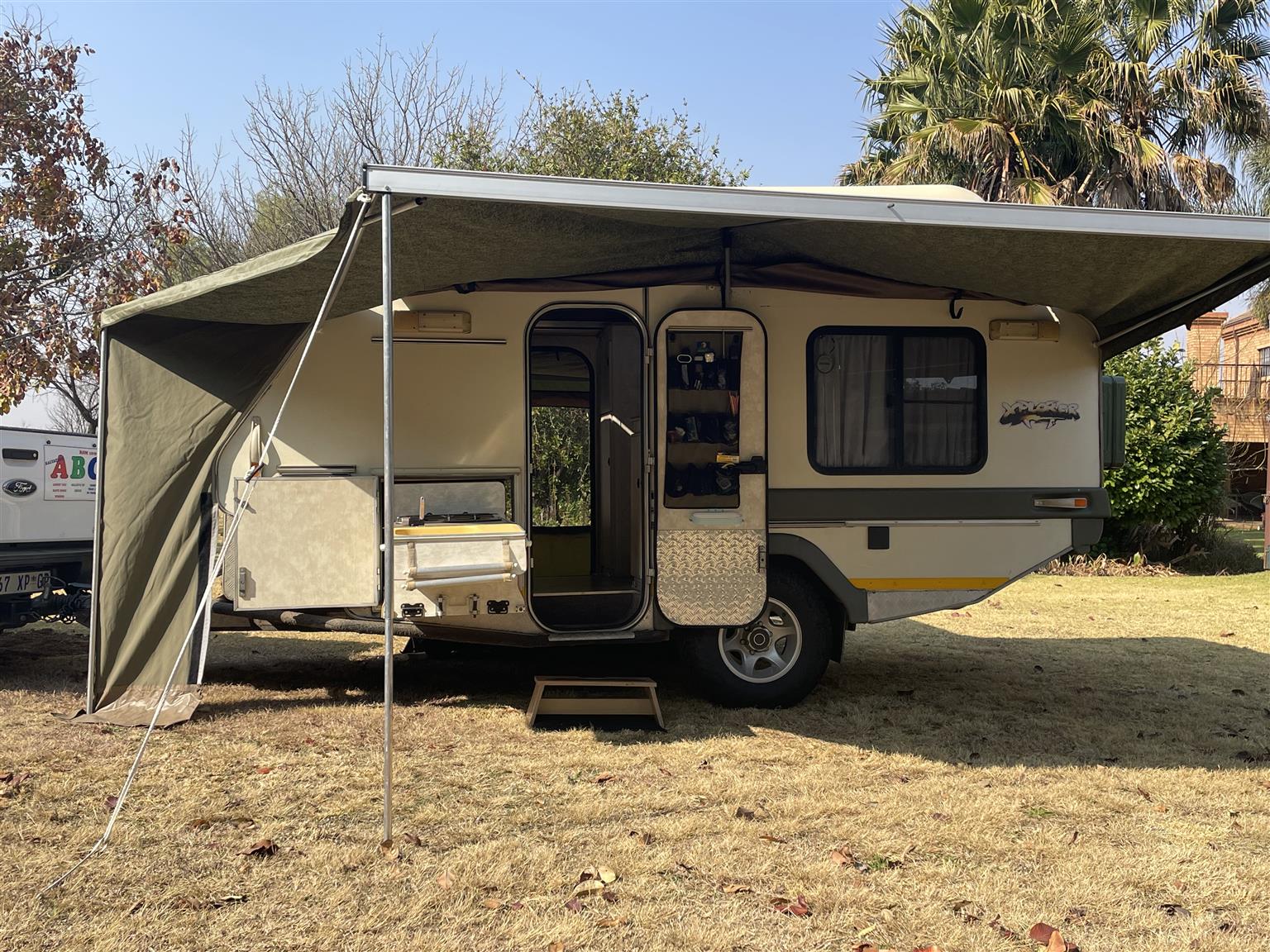 Jurgens Xplorer 1999 4x4 off road Caravan | Junk Mail