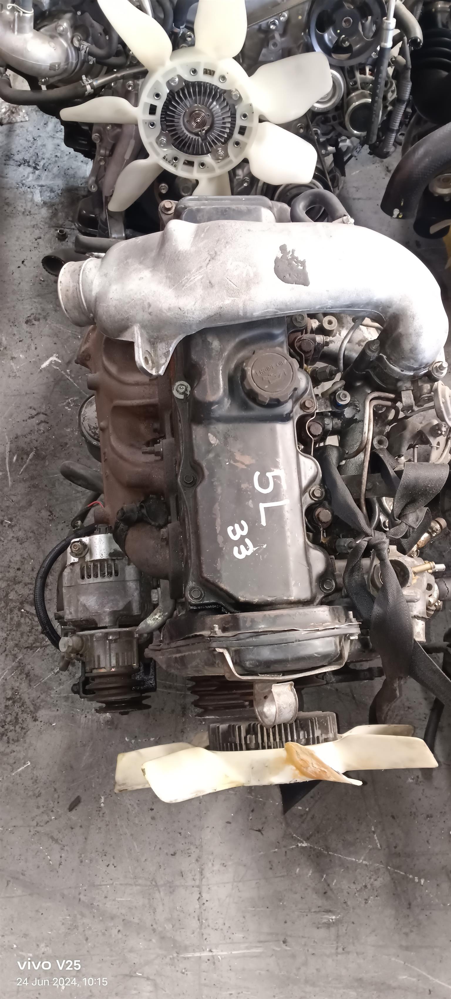 Toyota Hilux Hiace non turbo code: 5L engines for sale | Junk Mail ...