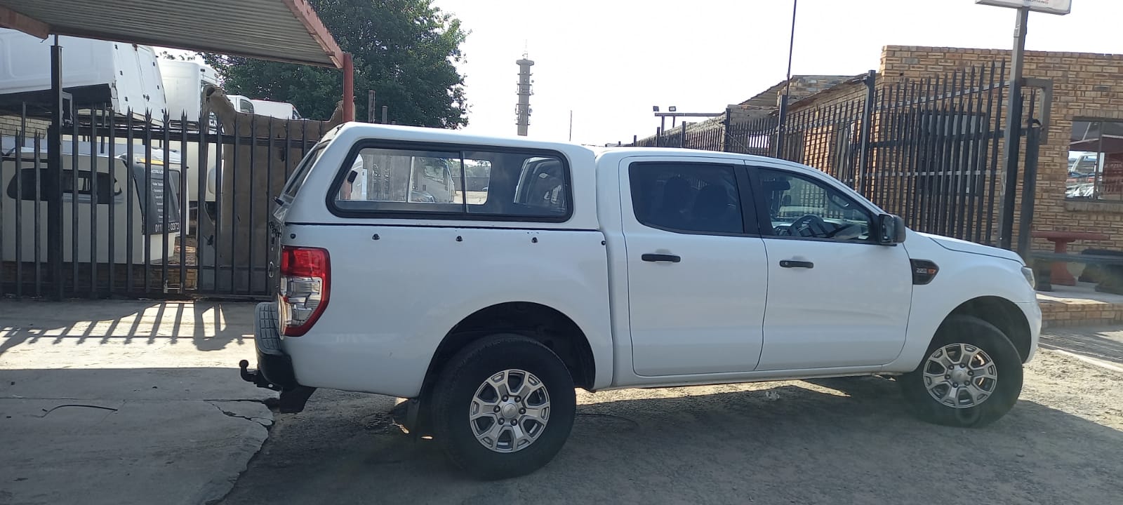 FORD RANGER T6 DOUBLE CAB CANOPY FOR SALE !!! | Junk Mail Marketplace