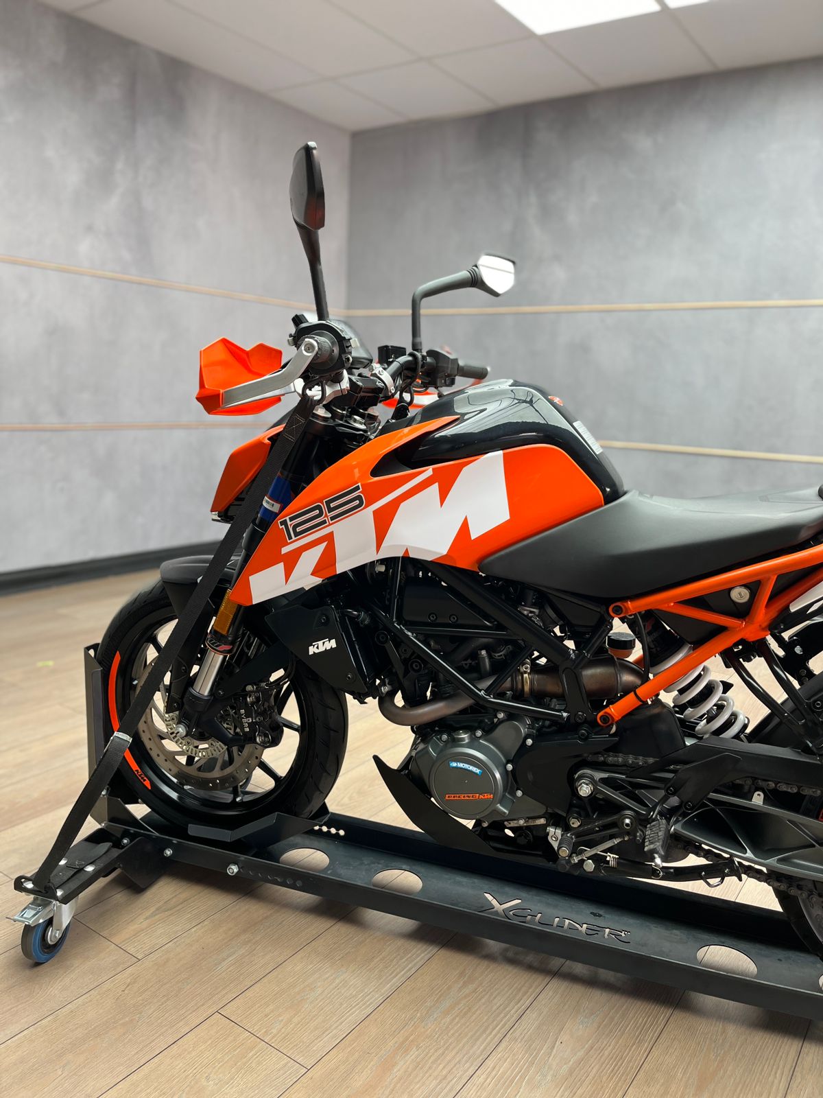 2017 KTM DUKE 125 | UB LEISURE | Junk Mail