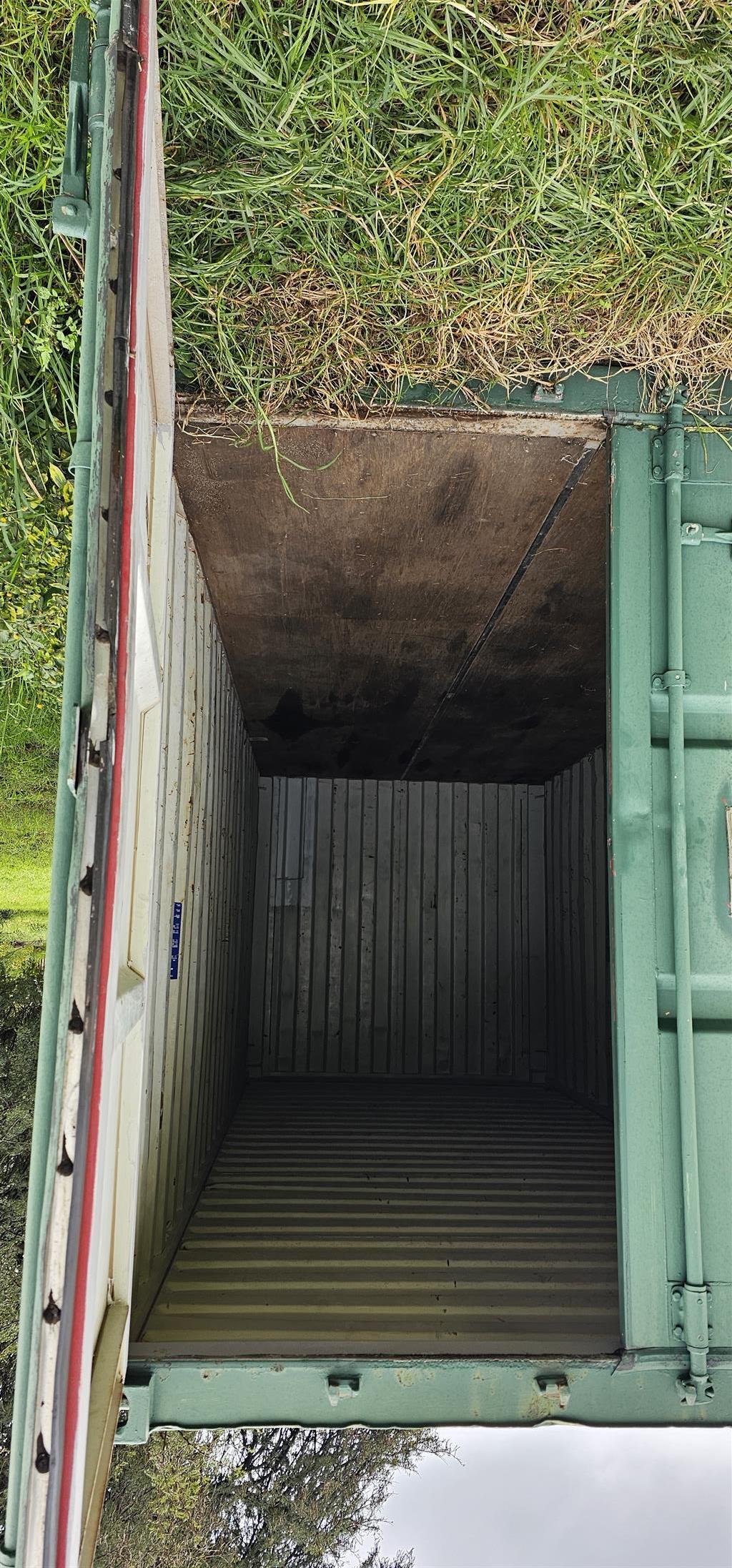 Shipping container 6m/20ft | Junk Mail Marketplace