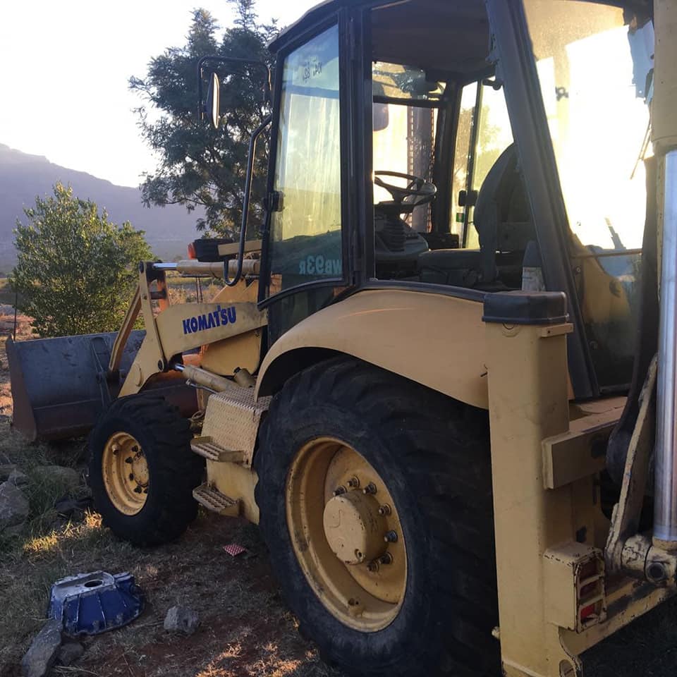 Komatsu WR93 Tlb | Junk Mail Marketplace