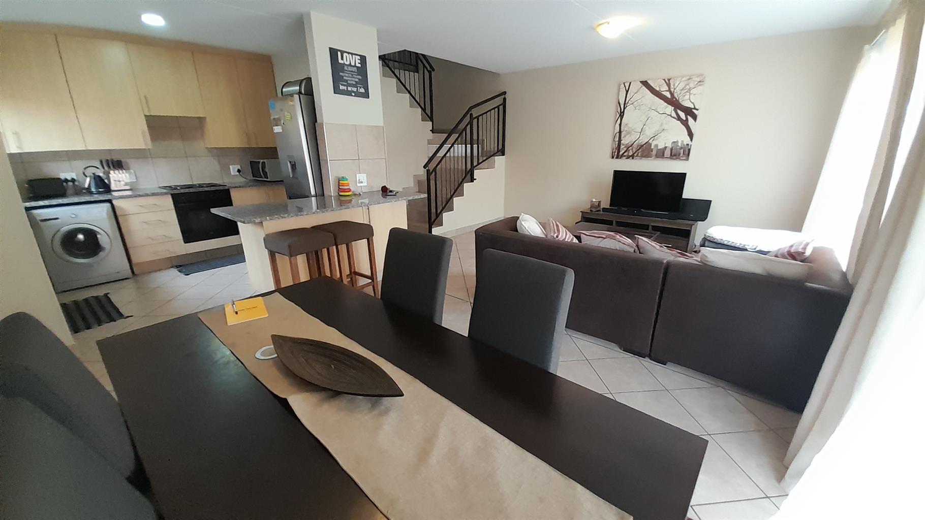 For Sale 4 Bedroom Duplex Walking Distance to Curro School Silver Lakes ...