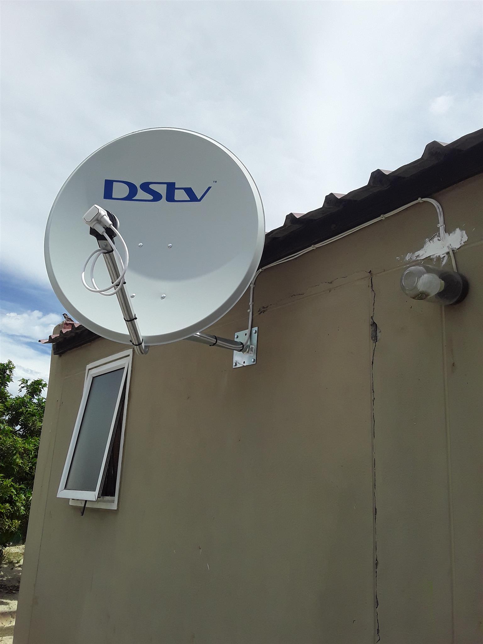 dstv installation .for all installation of dstv price lock ,single view ...