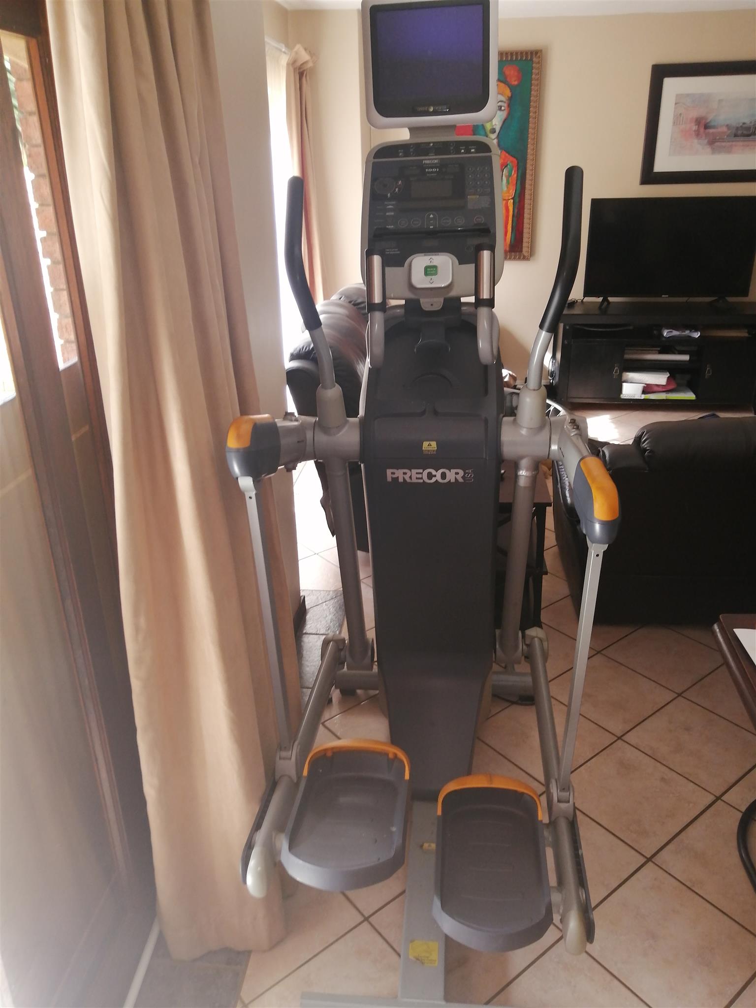 Adaptive Motion Trainer AMT 100i series (2009) | Junk Mail