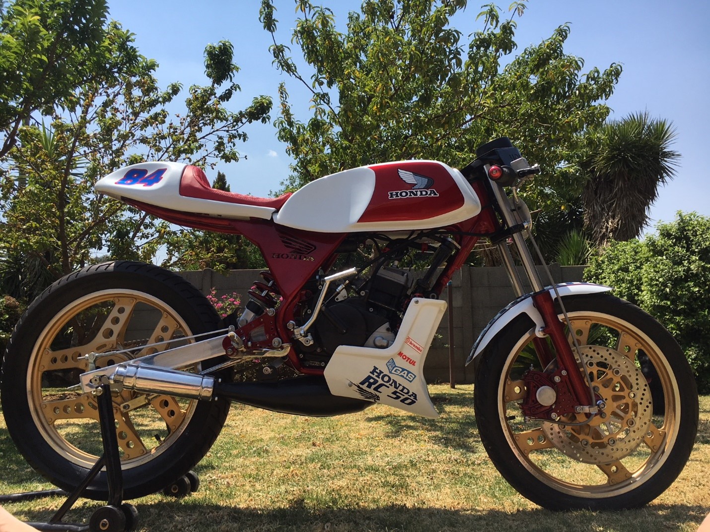 Honda MBX 50 racing bike | Junk Mail