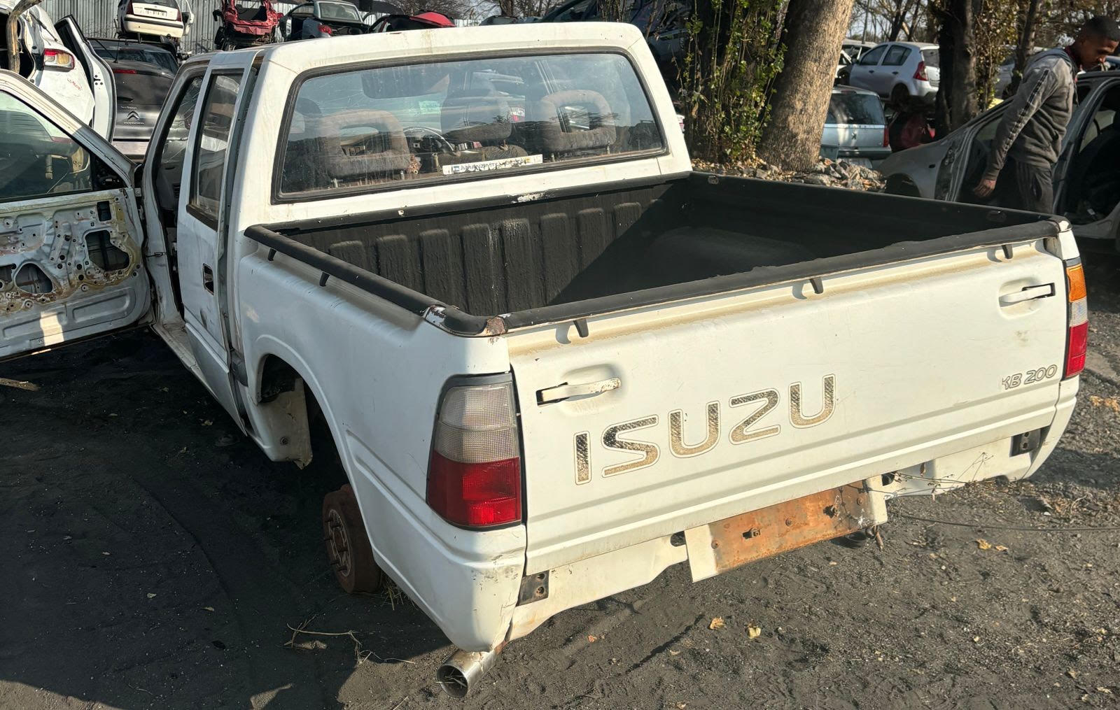 Isuzu KB200 1997 2LT Petrol | Junk Mail Marketplace