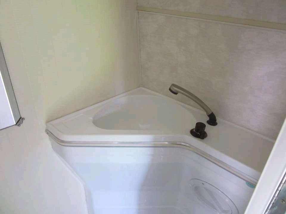 Sprite Surfer Deluxe Caravan | Junk Mail