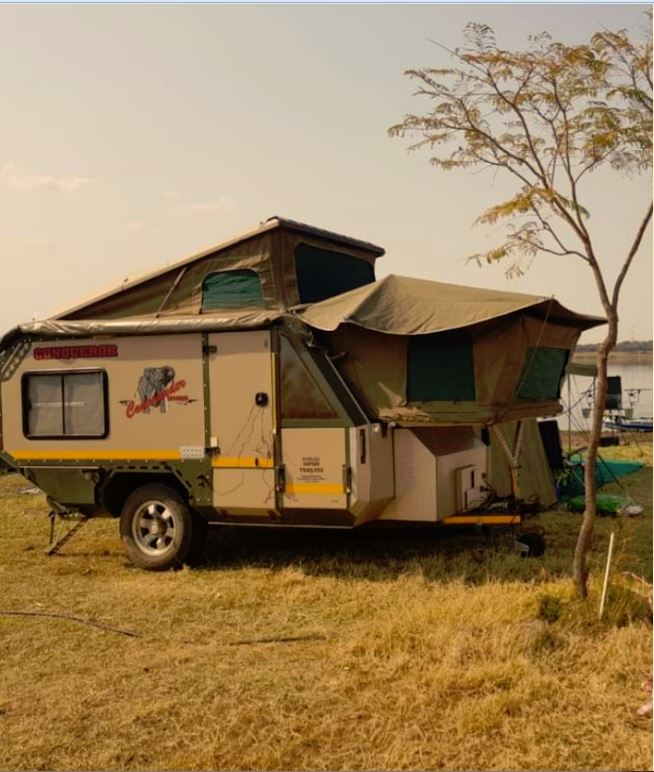 2007 Conqueror Commander Classic Caravan | Junk Mail