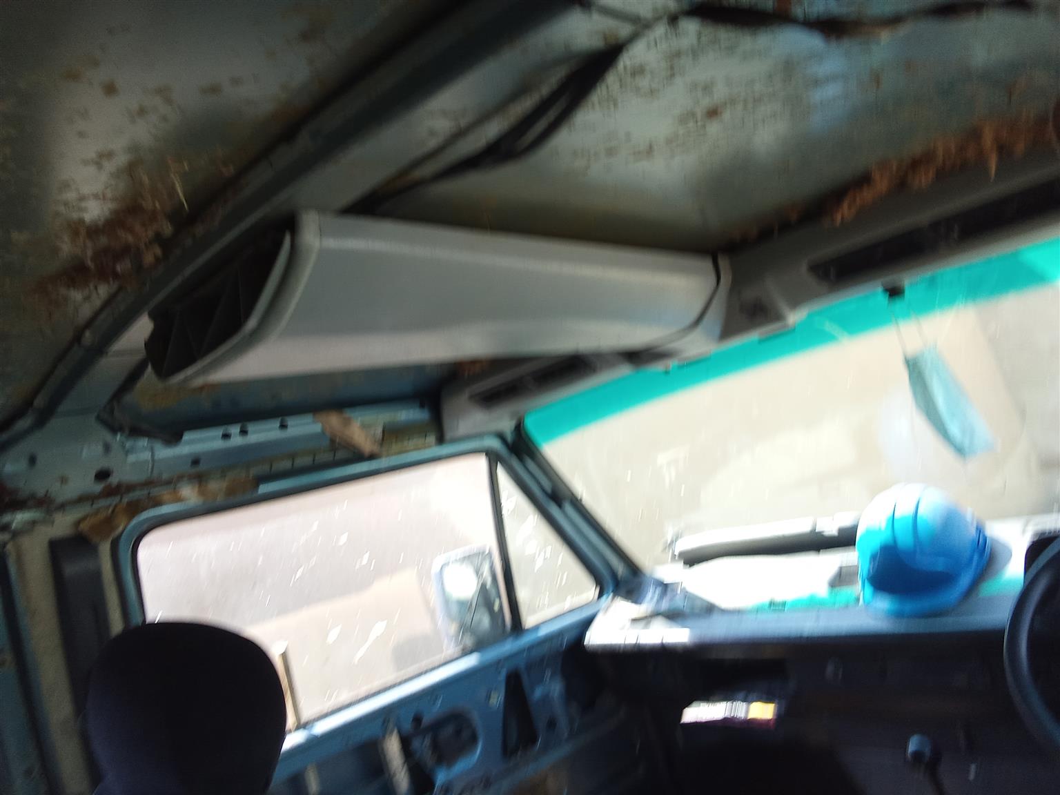 VW microbus/ caravelle complete body with no papers for sale or swap ...