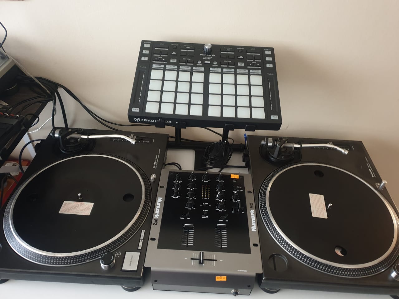 Technics SL1210s With Original Dust Covers | Junk Mail Marketplace