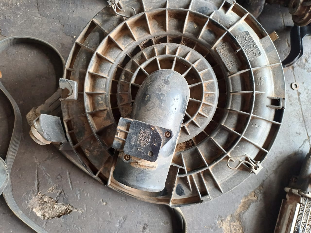 Toyota d4d filter housing with airflow sensor for sale in Pretoria ...