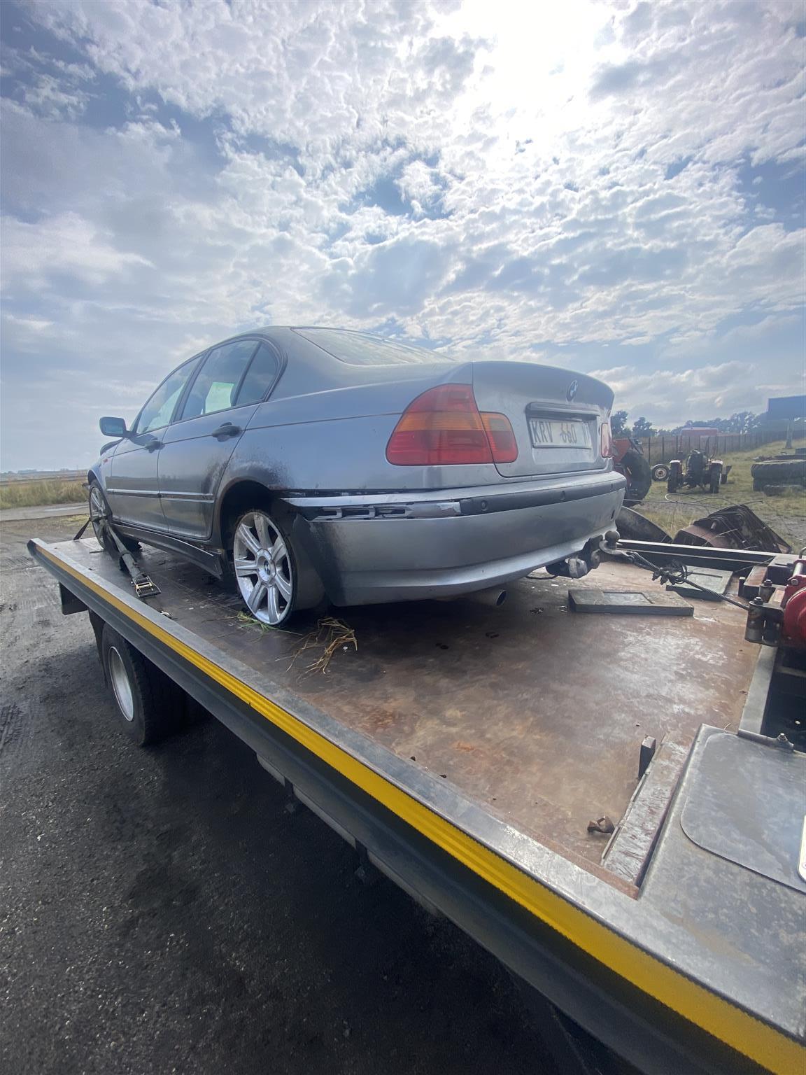 BMW E46 stripping for spares and parts | Junk Mail