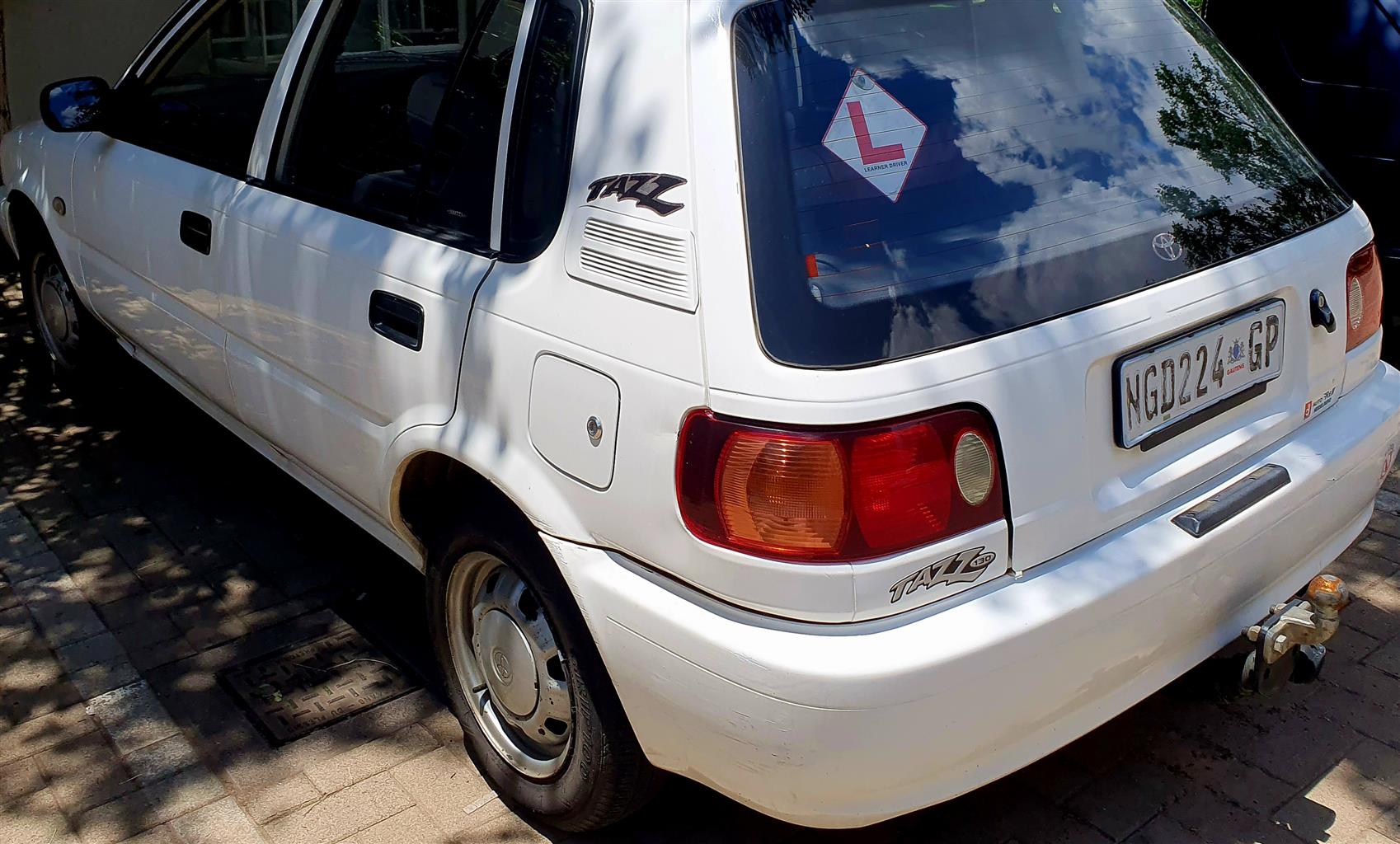 Toyota Tazz 1.3 very light on fuel. Radio, Front loader, Mobilizer, Tow ...