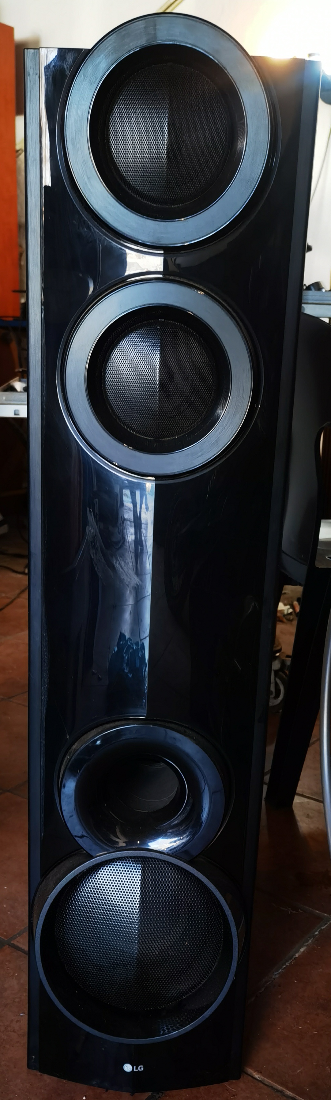 LG tower surround speakers | Junk Mail Marketplace