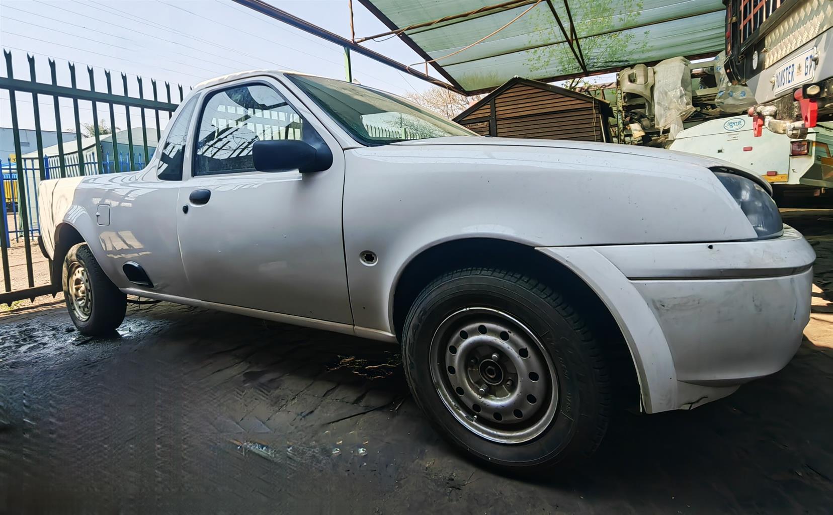 CHARIOT BAKKIE SPARES (FORD ROCAM 1.3 STRIPPING FOR SPARES) | Junk Mail ...