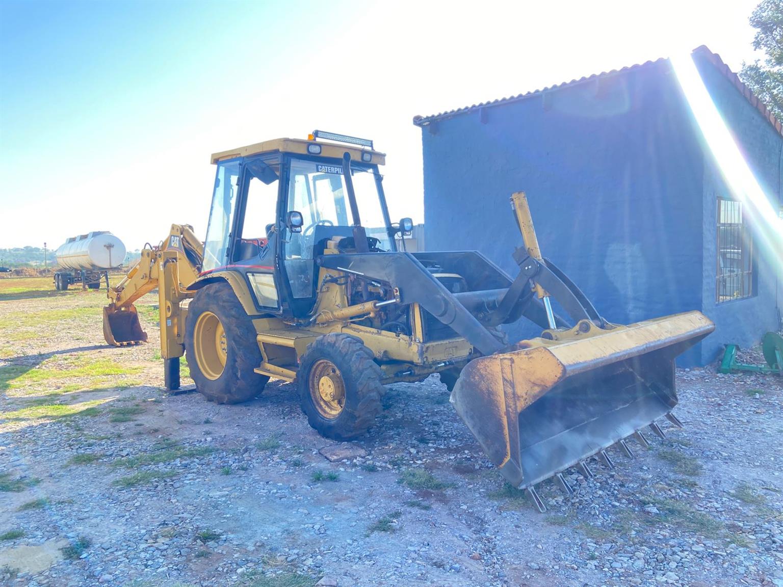 2004 Cat 424d 4x4 Tlb.Tlb has no papers. | Junk Mail Marketplace