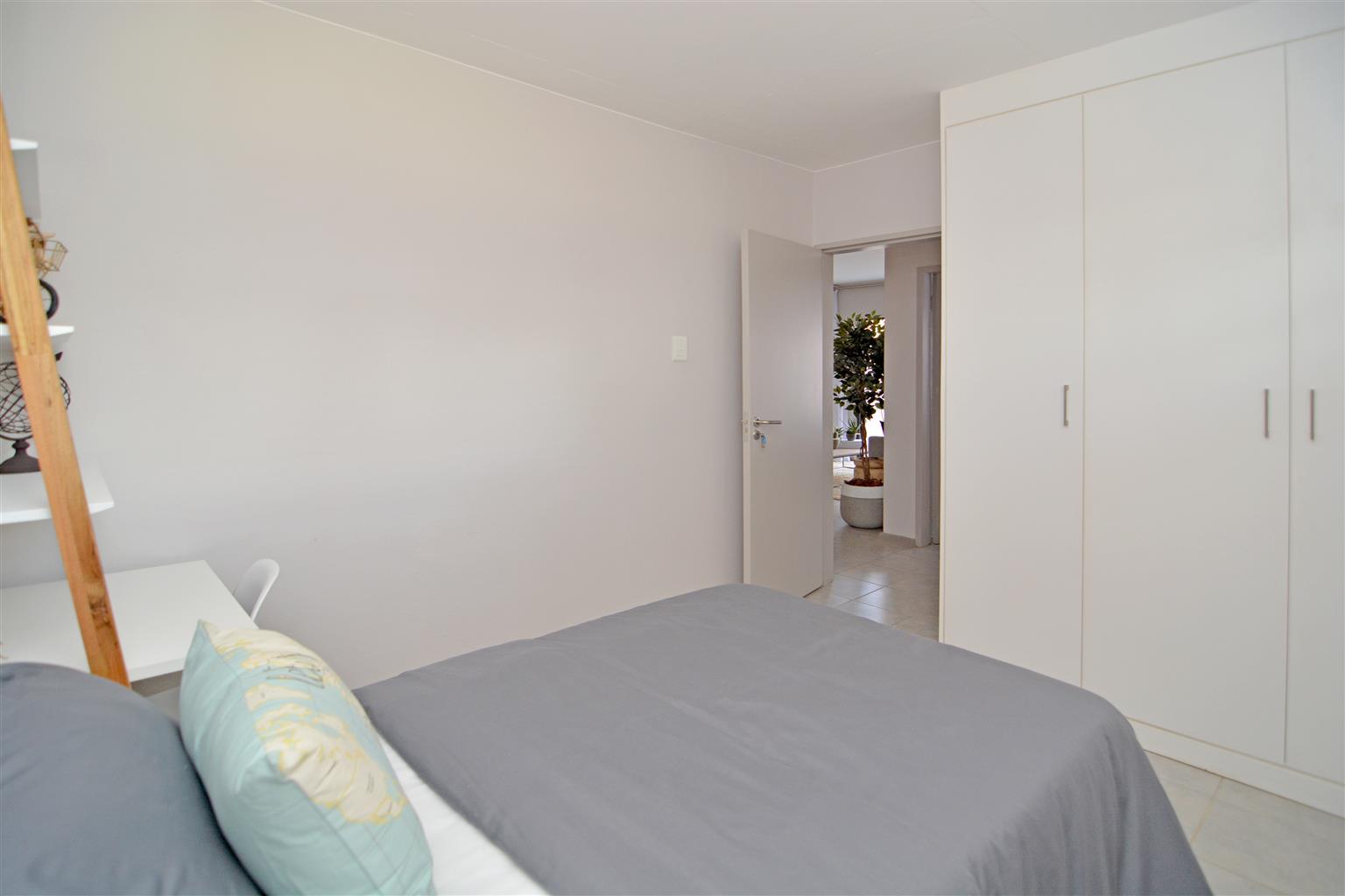 2 BED 1 BATH TO RENT IN CENTURION CLUBVIEW | Junk Mail