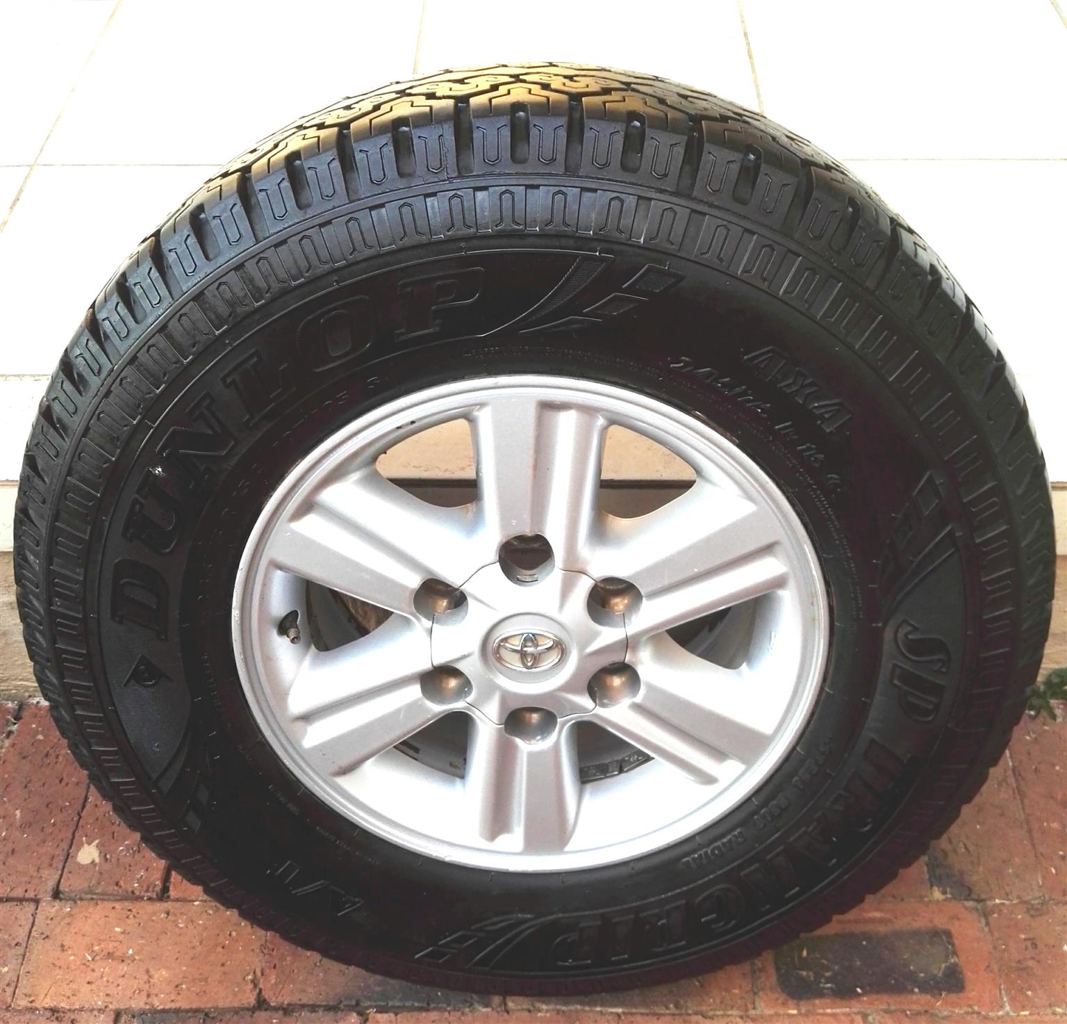 Toyota Fortuner Rims