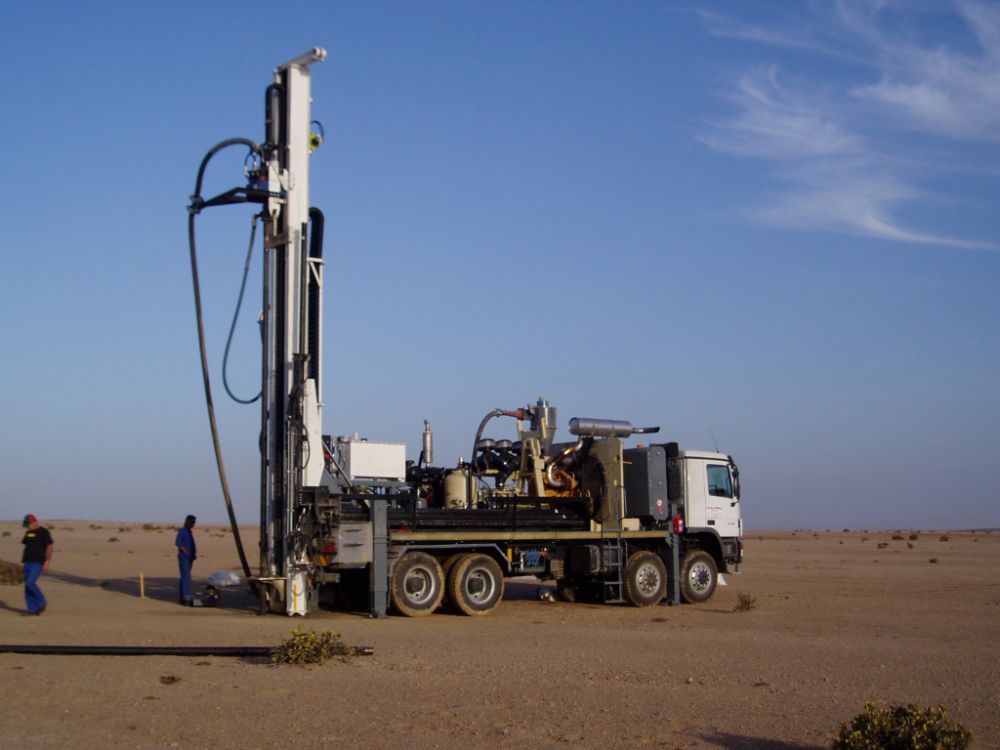 Drilling Made Easy W/ VX Vertex Pole Rock Drill Rig Machines Truck ...