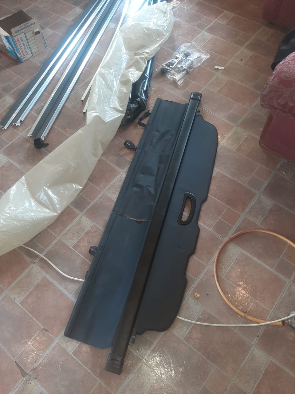 Toyota PRADO trunk cover | Junk Mail