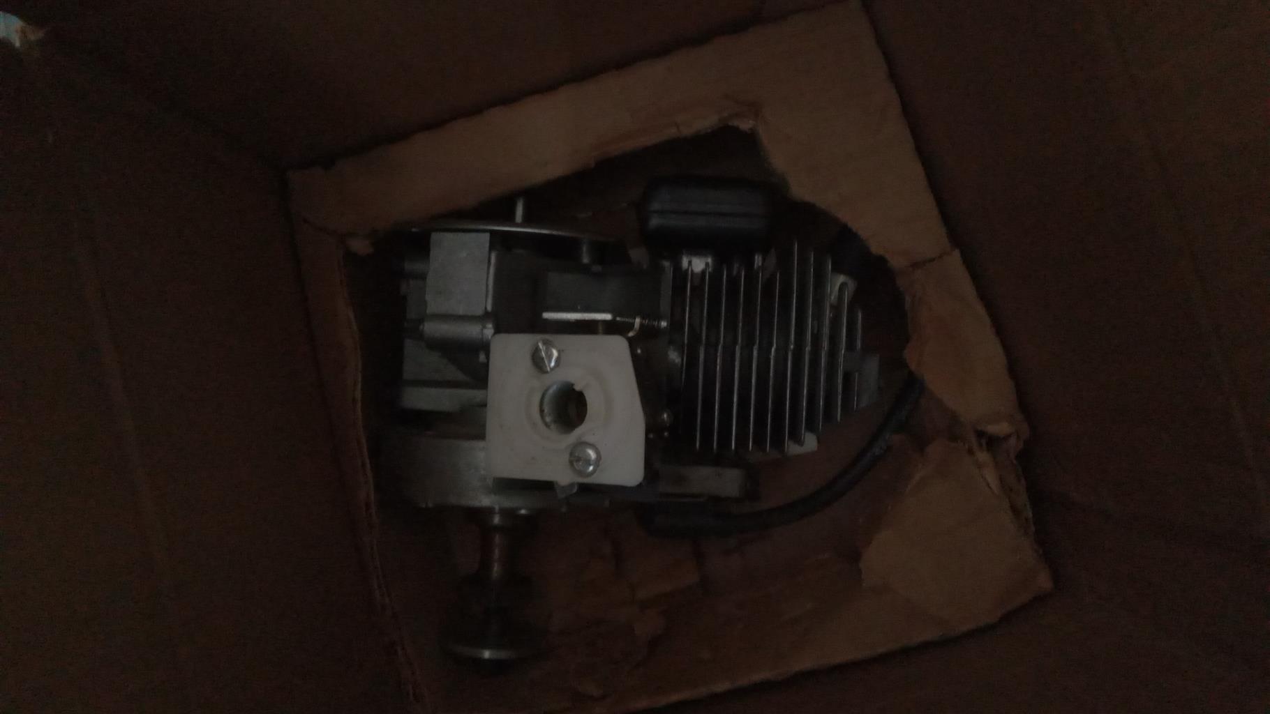 Overnight delivery : Rc Model Airplane gas motor Quadra 35cc | Junk ...