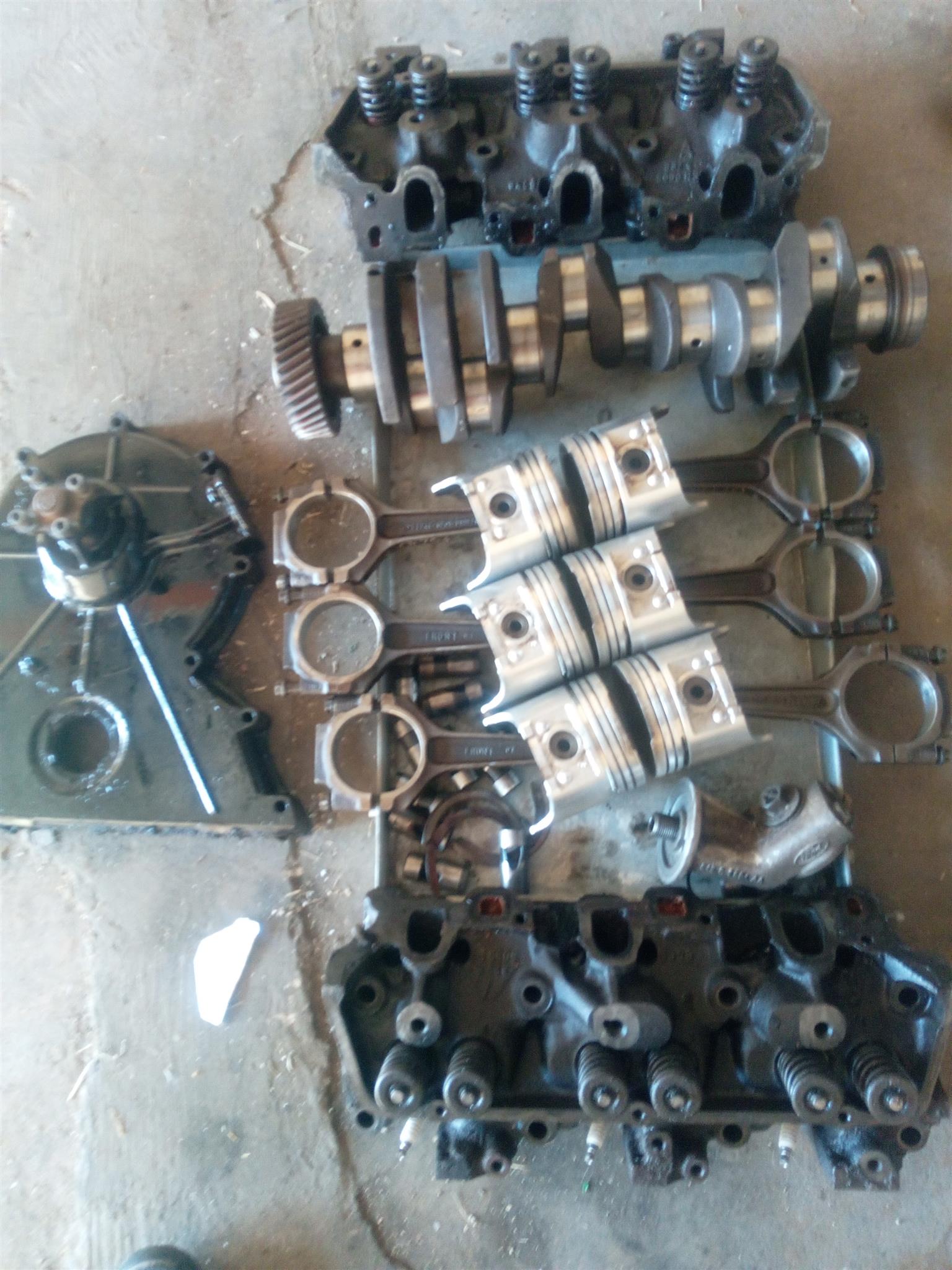 Ford V6 engine | Junk Mail