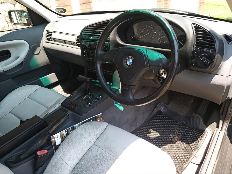 1995 BMW E36 328i | Junk Mail Marketplace