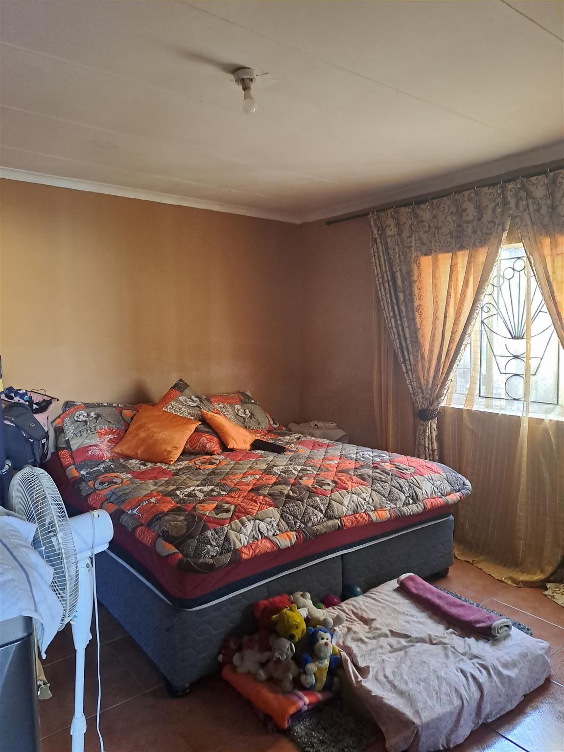 Chartford complete house for rent, 2brm, Lounge, T/b,fully tiled ,bic ...