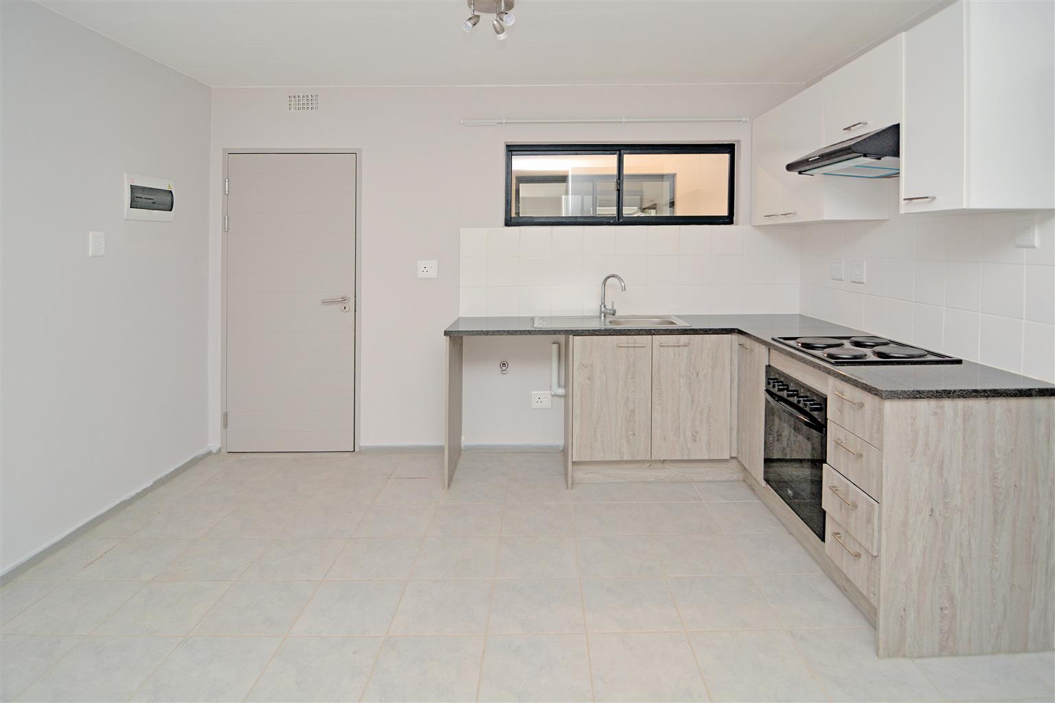 1 BED AND 1 BATH AVAILABLE IN CLUBVIEW CENTURION | Junk Mail
