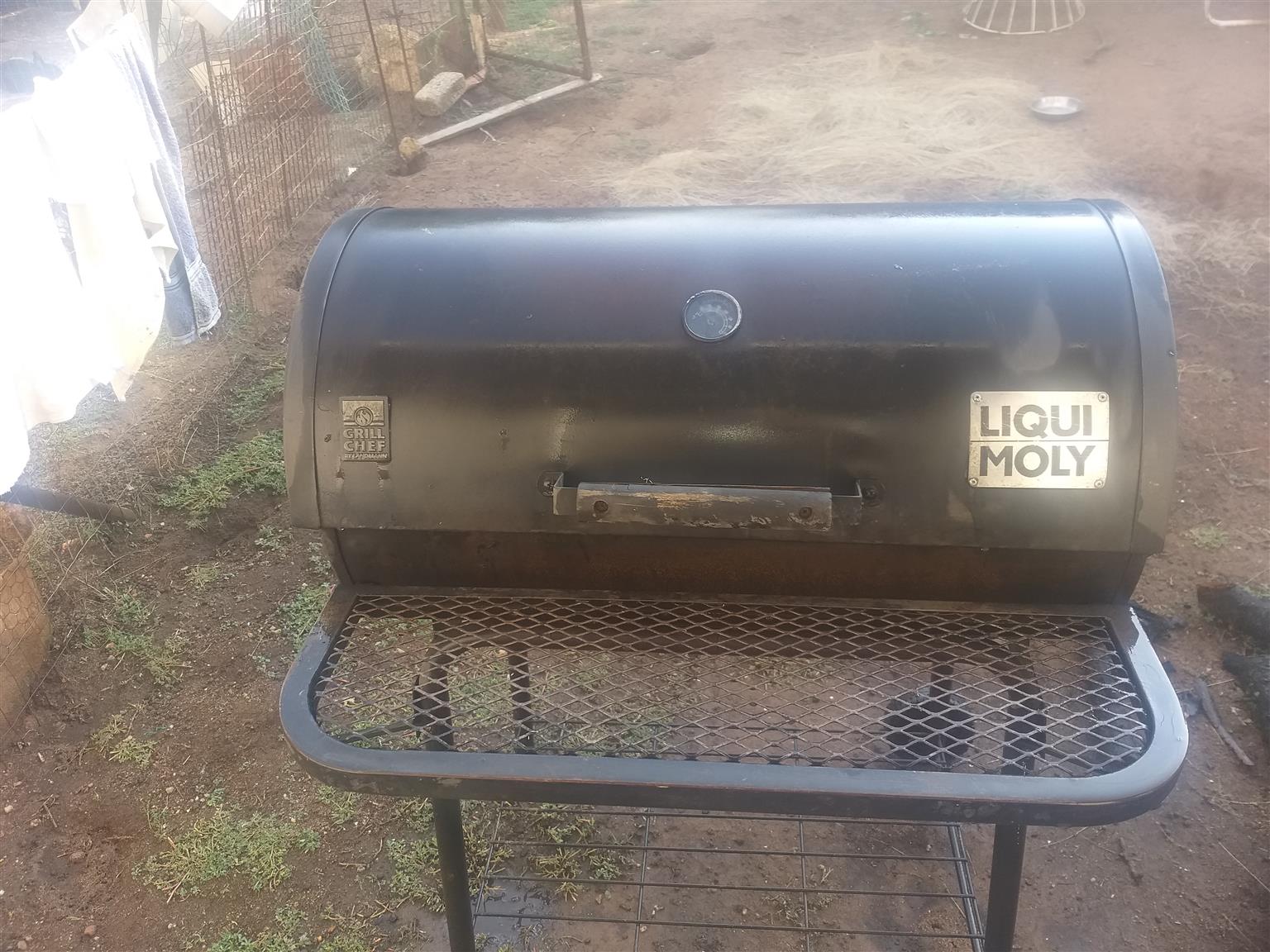 Large smoker braai | Junk Mail