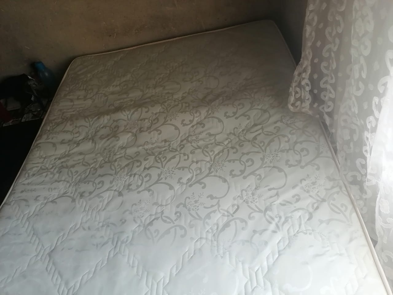 Double bed | Junk Mail Marketplace