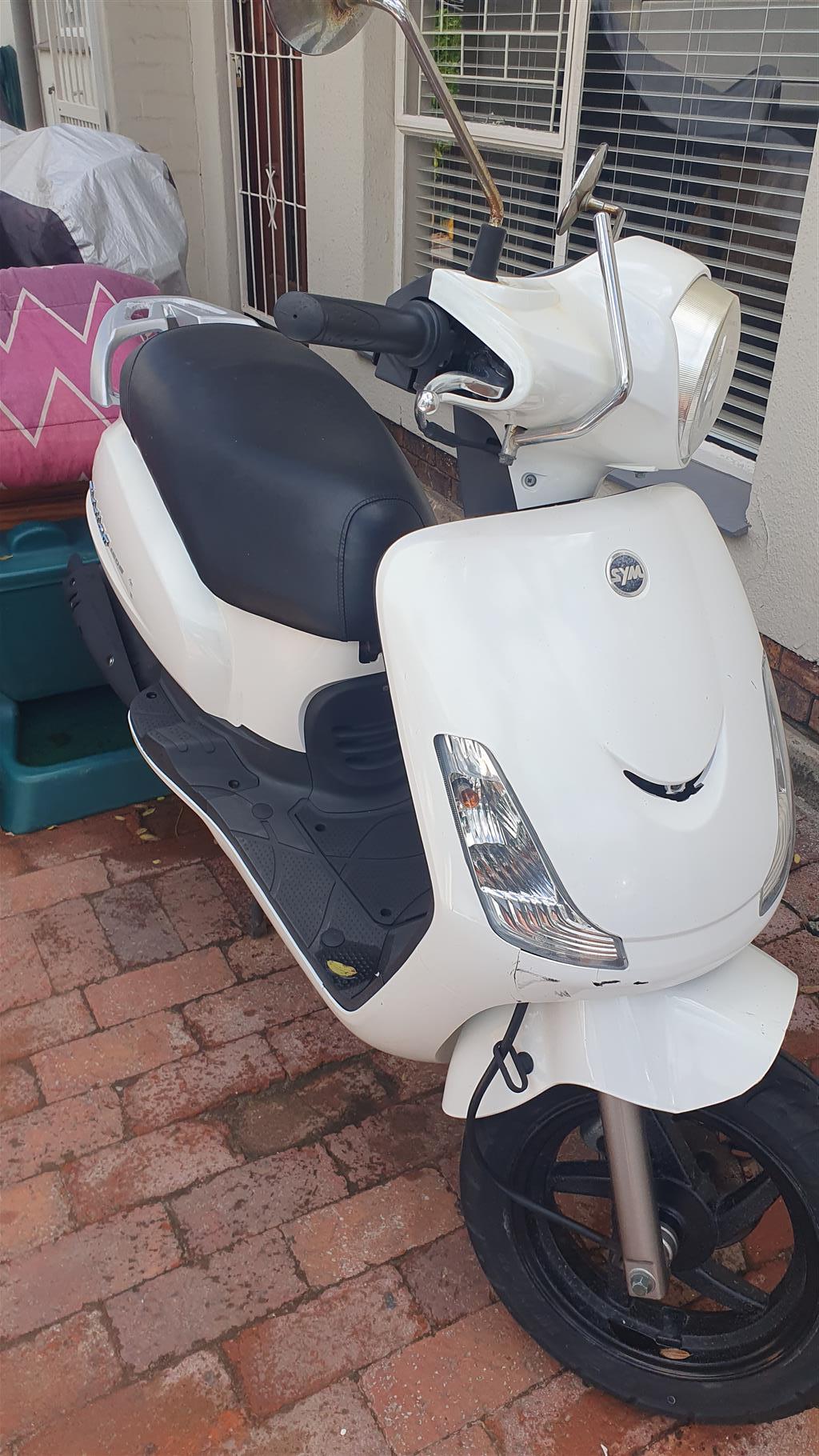 Scooter motorcycle SYM Fiddle 11 150s | Junk Mail Marketplace