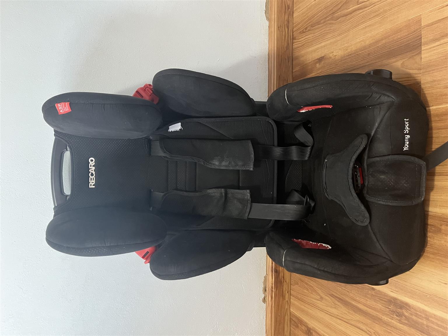Recaro booster car seat | Junk Mail Marketplace