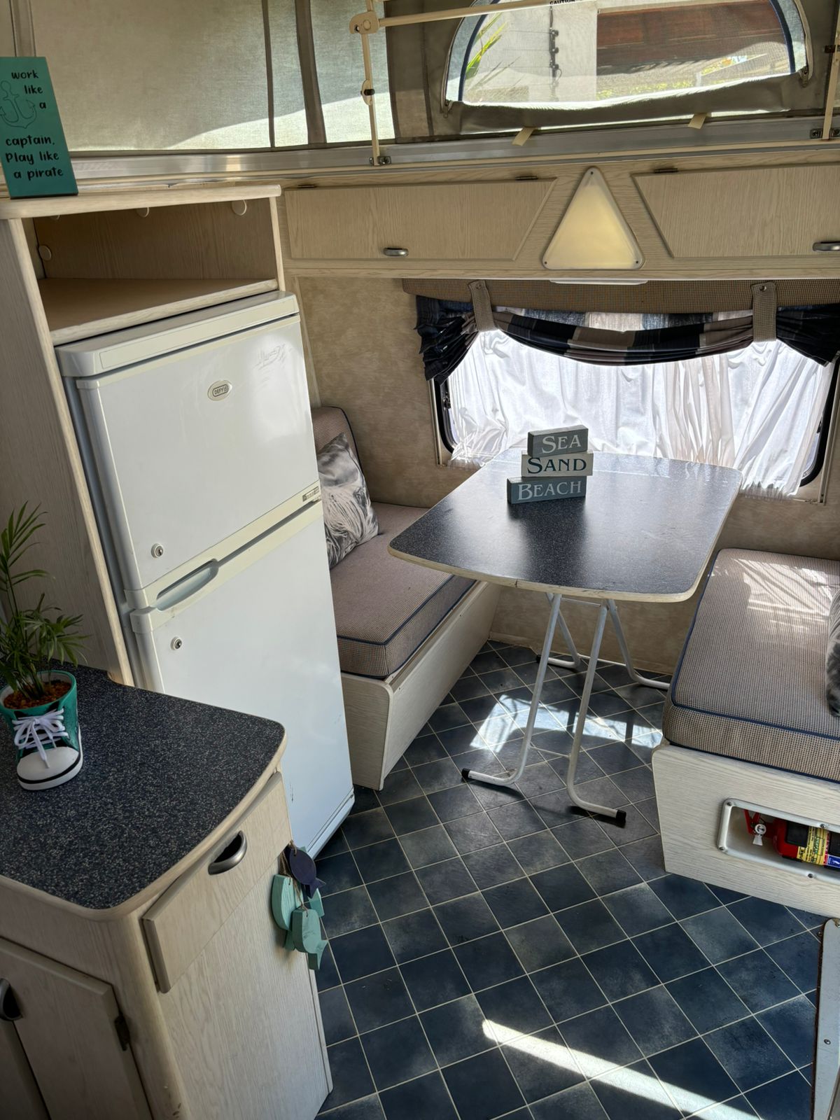 2005 Sprite Swing Caravan | Junk Mail Marketplace