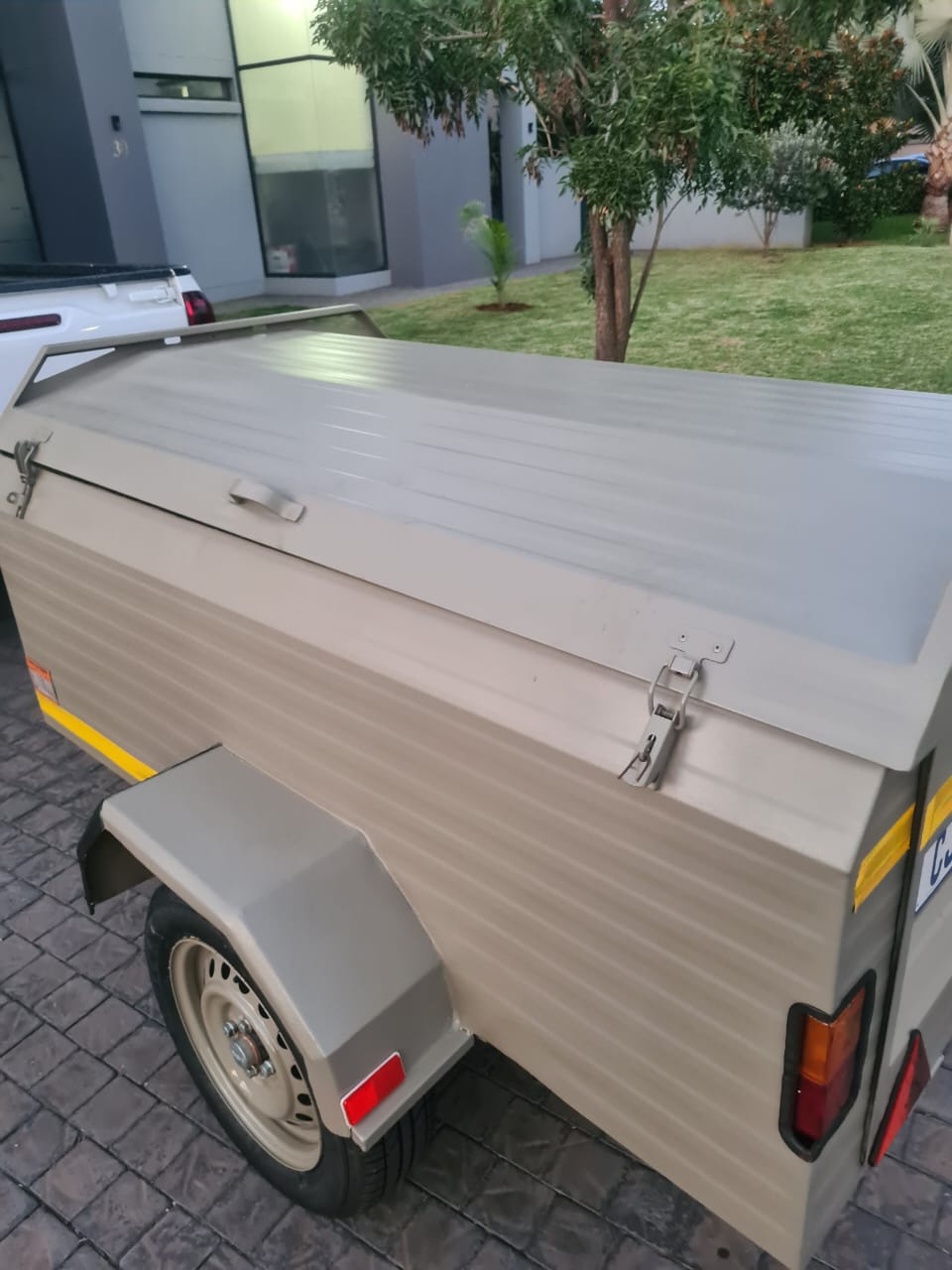 Challenger trailer 2014 | Junk Mail