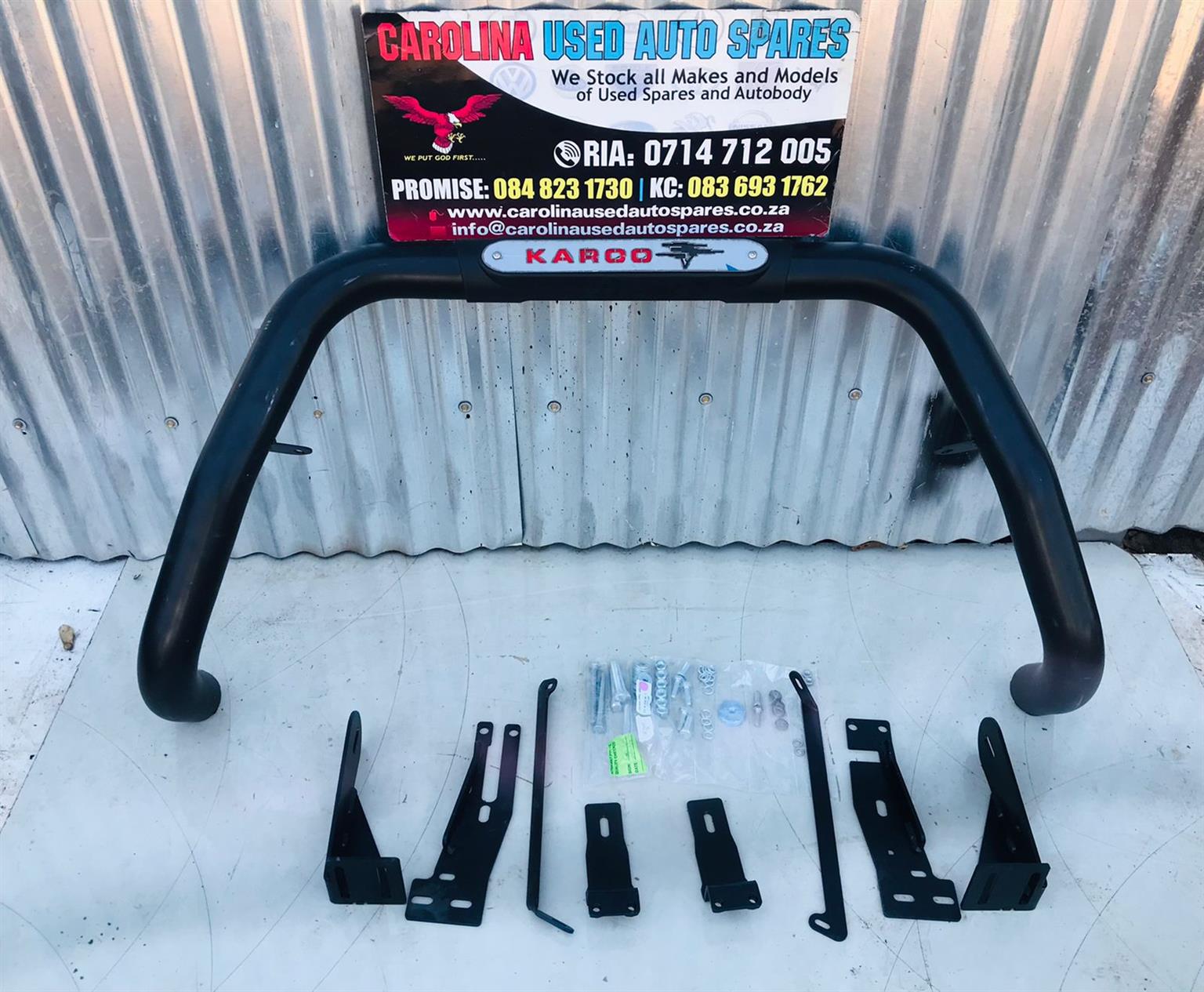 Mahindra Karoo nudge bar (black) with moulding bar | Junk Mail