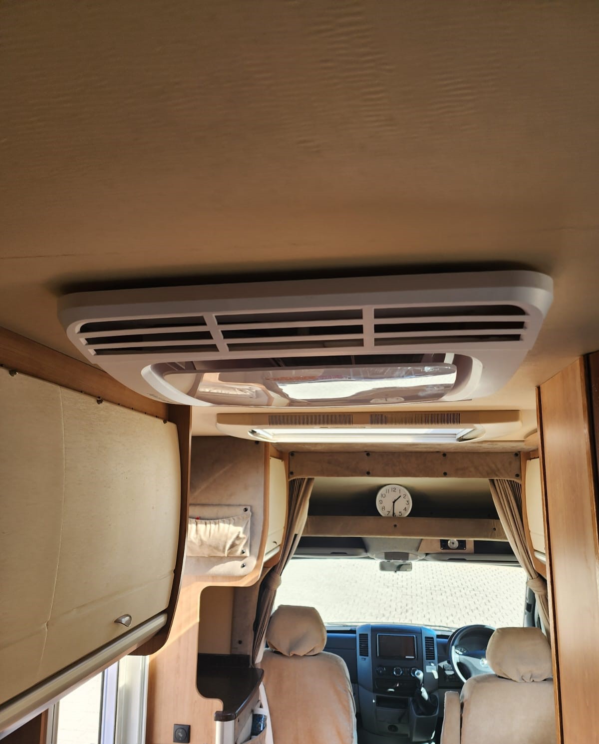 Discoverer Delux 2016 Motorhome 2.2 Diesel Mercedes Benz Sprinter ...