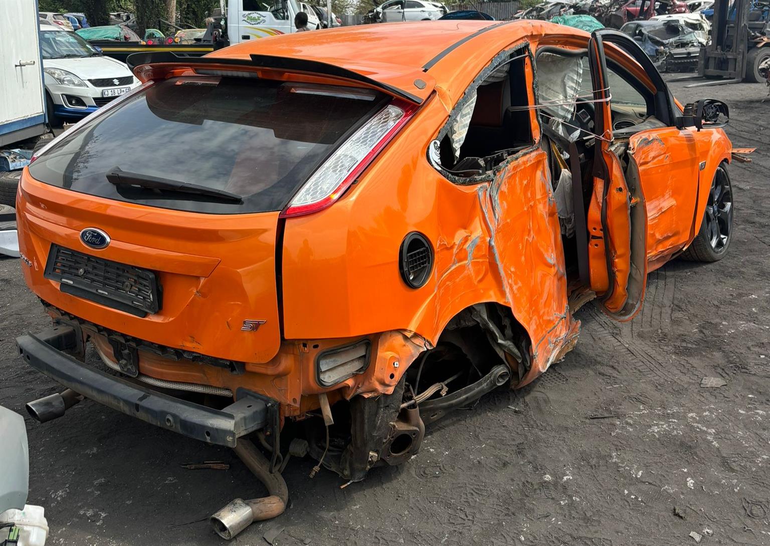 FORD FOCUS ST 2.5LT | Junk Mail Marketplace