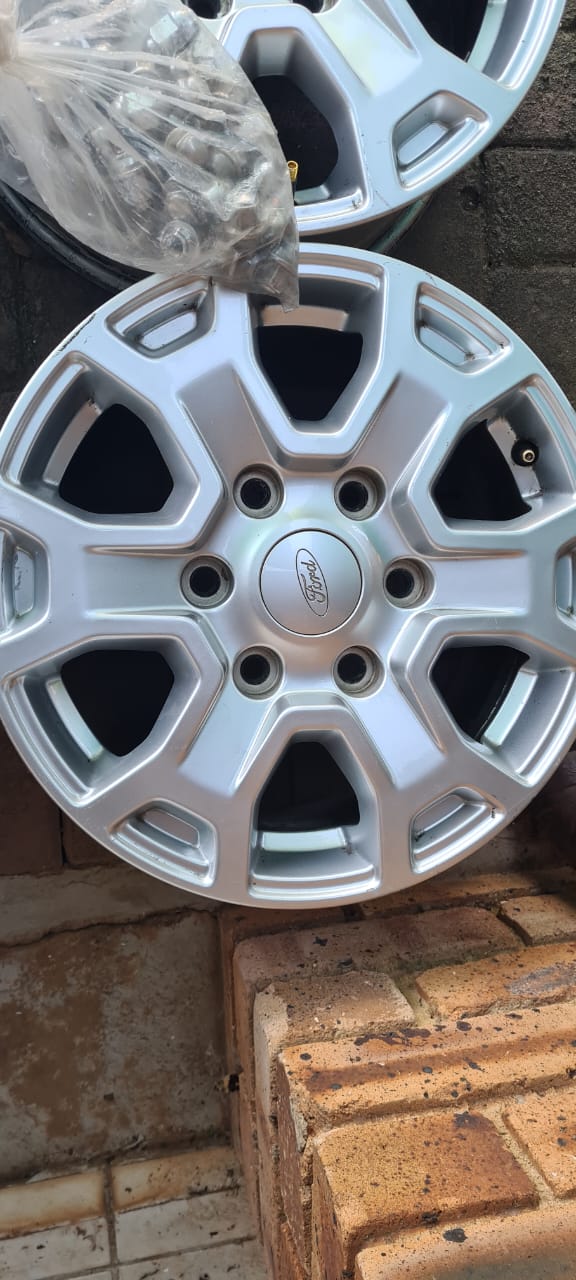 4x Ford Ranger 2019 16" mags + wheelnuts | Junk Mail Marketplace