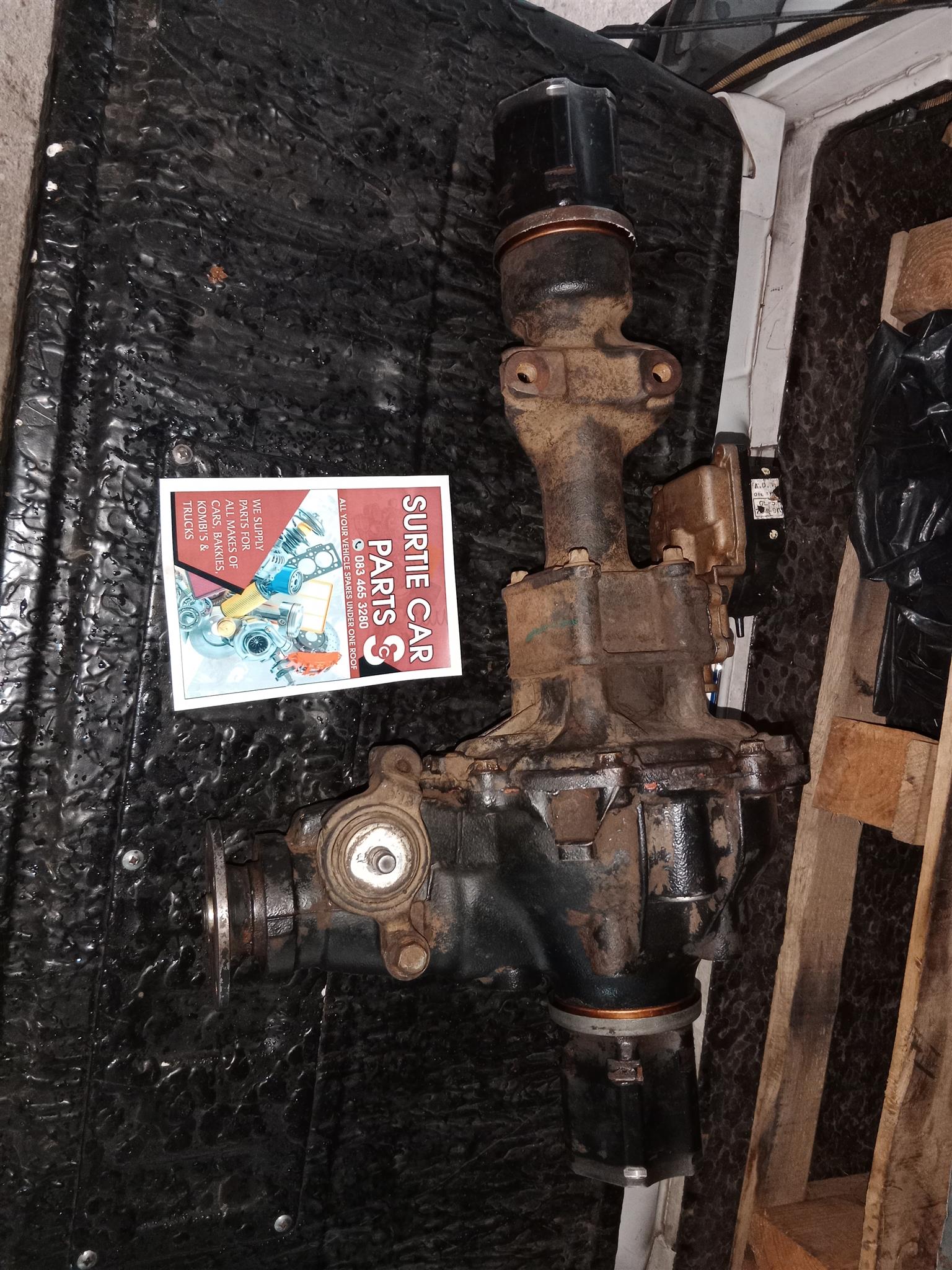 Hilux D4D 4x4 front diff for sale | Junk Mail Marketplace