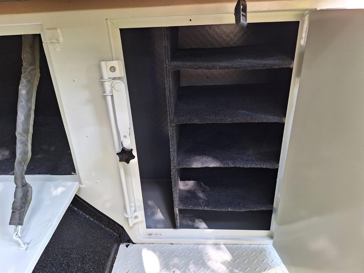 Bos 4/4 off road camping trailer for sale | Junk Mail